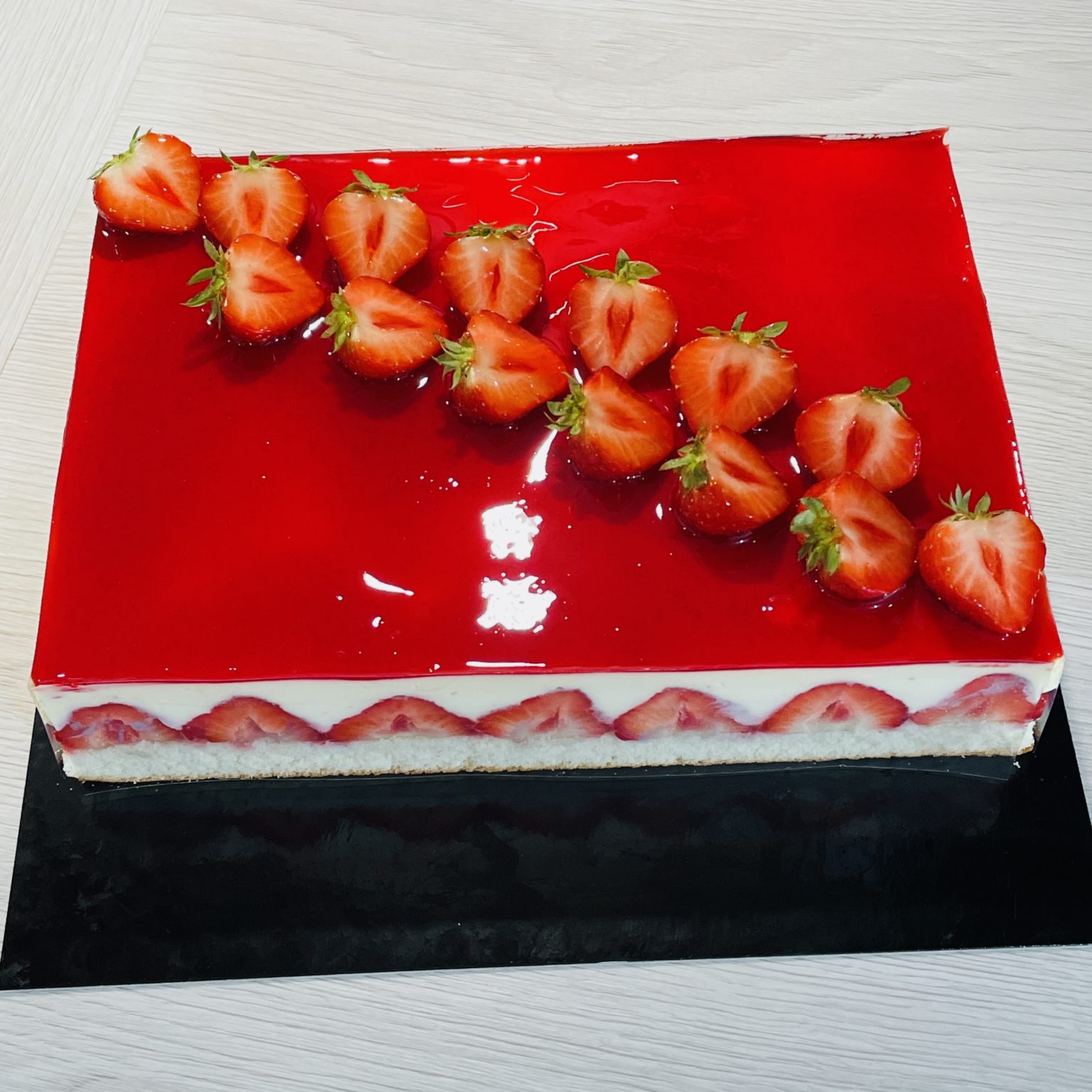 Fraisier - Fang Cakes